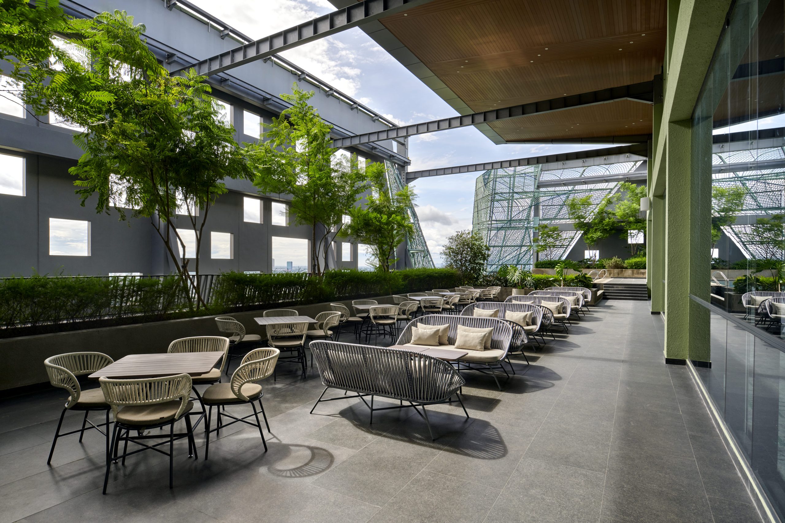 Salute Bar & Lounge – SOUTH78